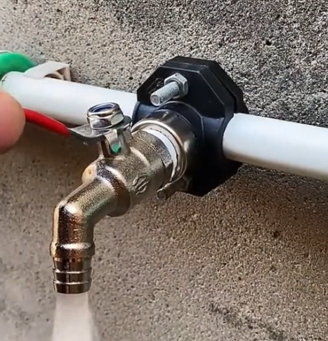 Quick Connect Pipe Hose Clamp Saddle Clip · Mavigadget