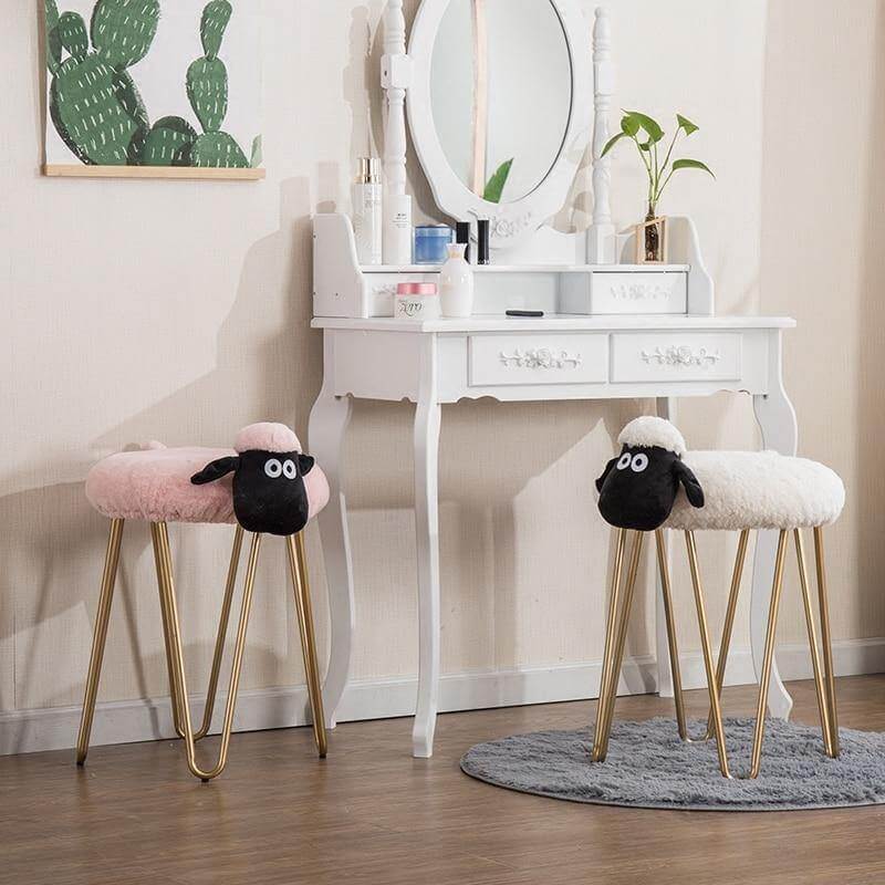 Nordic Style Iron Sheep Stool · Mavigadget
